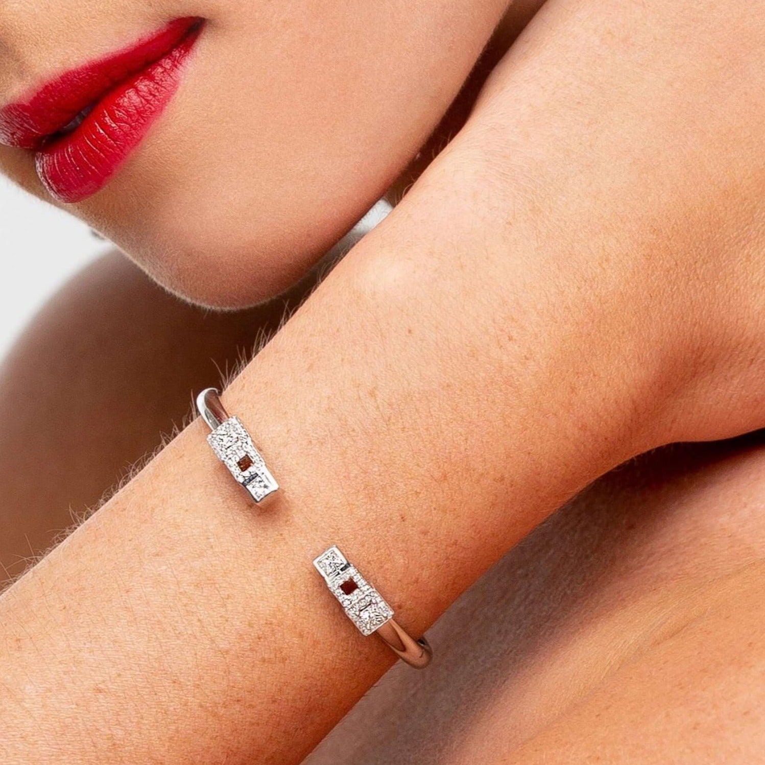 Frosted Ice Cuff - Bracelet - White Gold